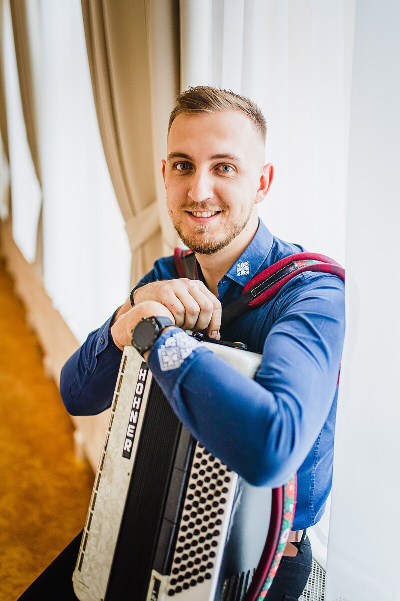 Michal Rehák - akordeón, spev